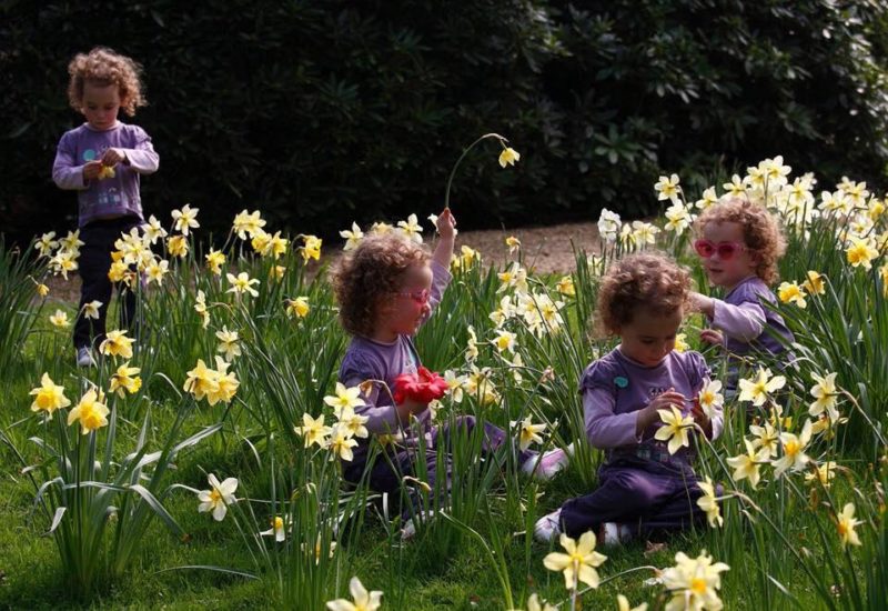 The woman gave birth to quadruplets 14 years ago. How do the girls look ...